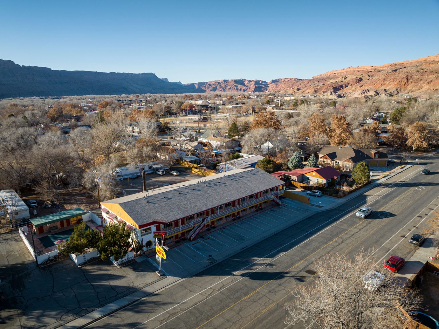 Apache Motel In Moab Utah | Stay where John Wayne Stayed